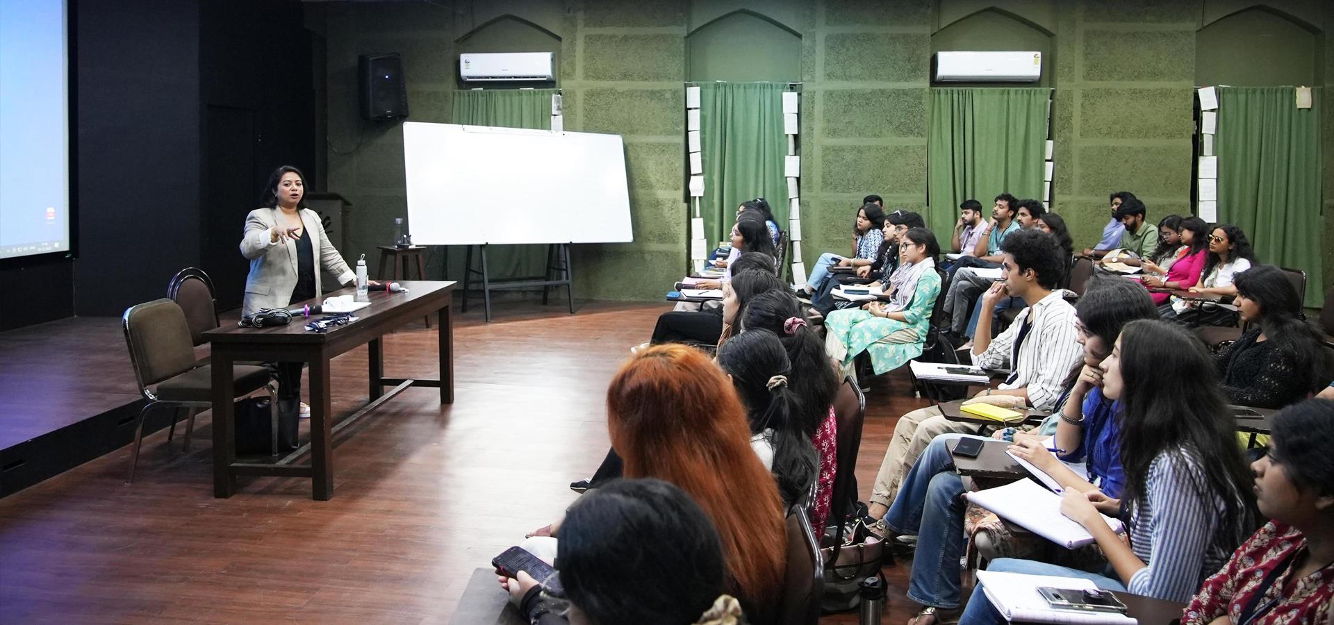 Mass Media Courses - Mass Communication, Journalism, Advertising and ...